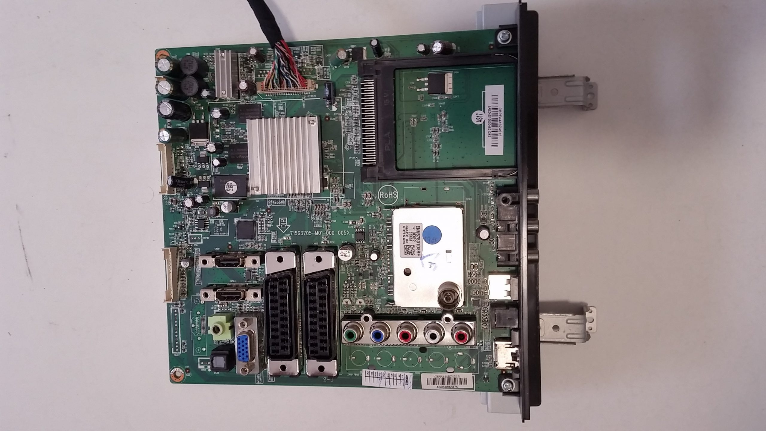 MAIN BOARD TV TOSHIBA 32AV73361 715G3705-M01-000-005X